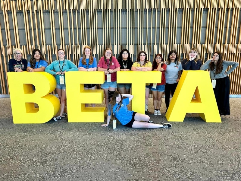 Geary Schools - Beta Club Attends National Convention